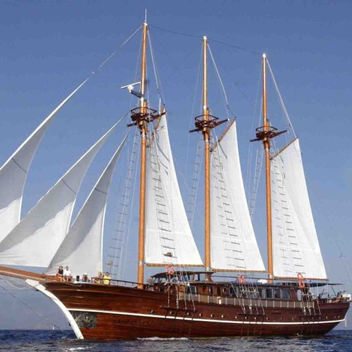 Luxury Yacht Charter - METS Yachting