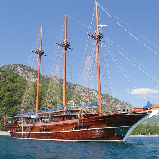 Luxury Yacht Charter - METS Yachting